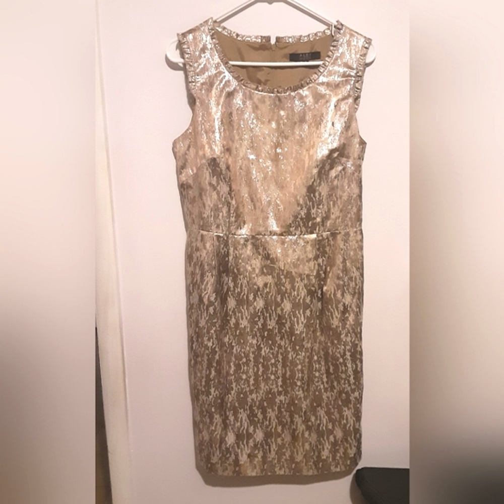 Alex Marie Metallic Dress Knee-Length Formal - Gem